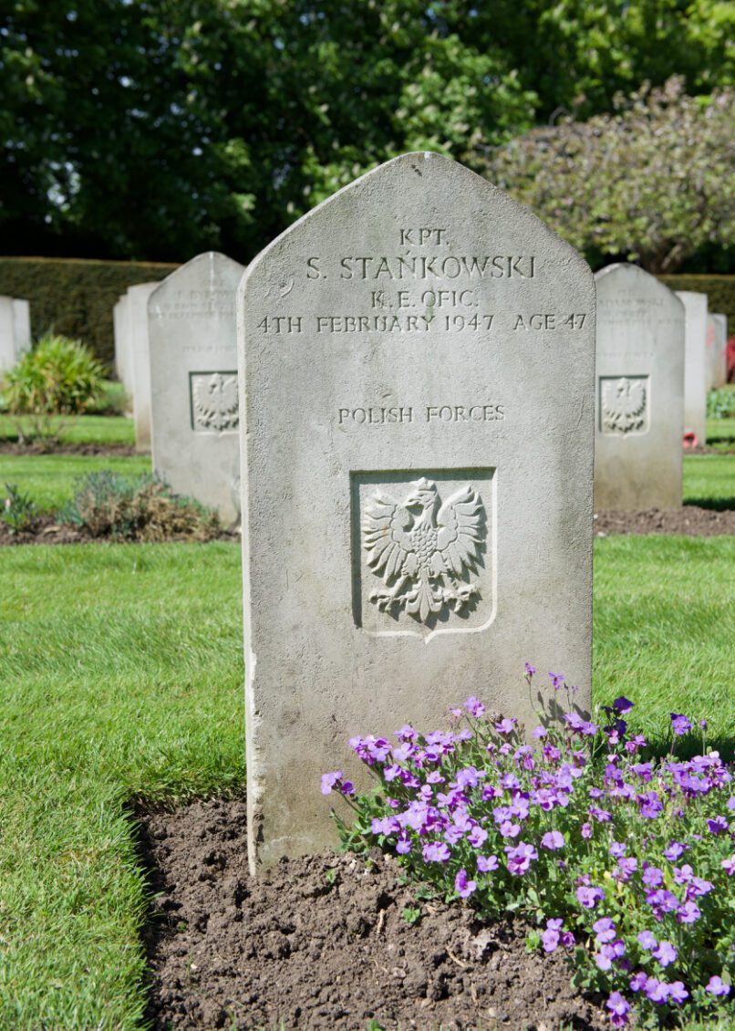 The War Graves at Botley | The Oxford Sausage